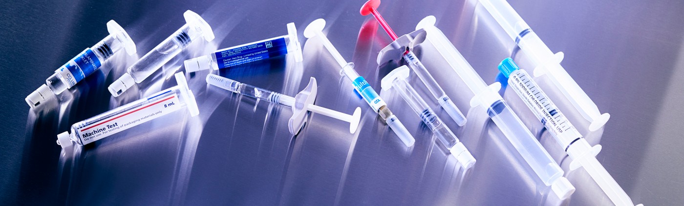 Syringe labelling machine